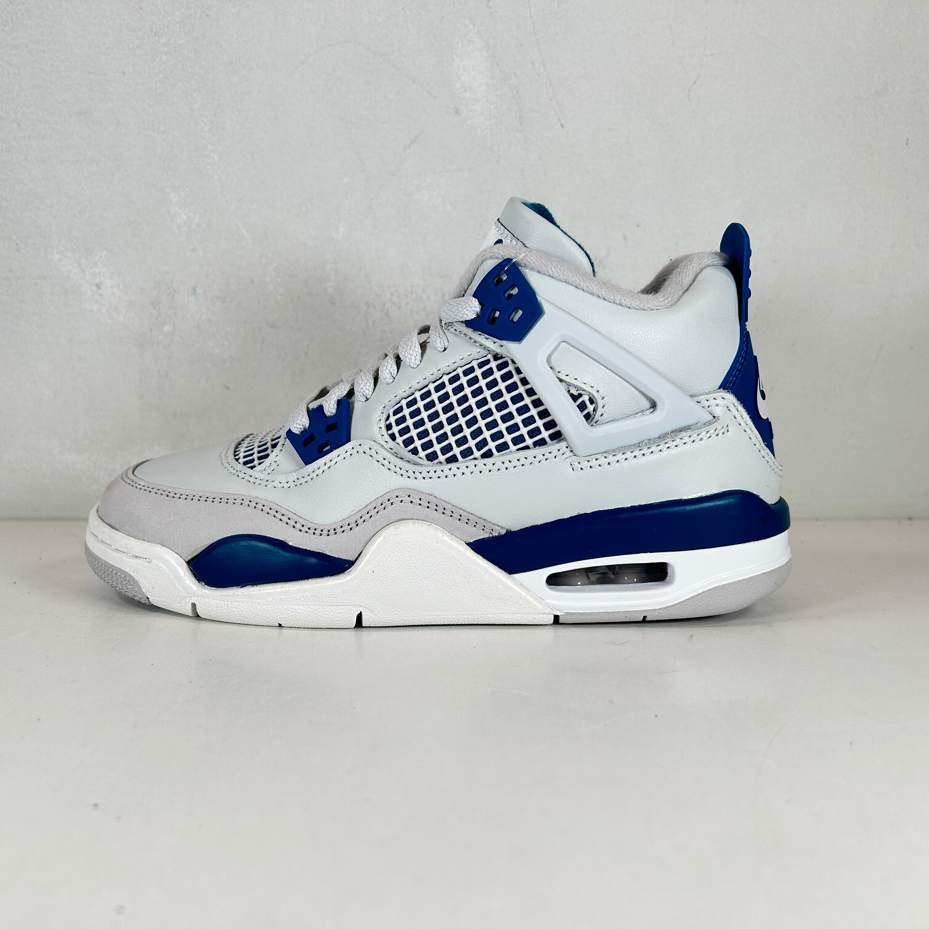 HF4281 141 Jordan 4 Retro Military Blue (2024) (GS) [USED] - 4.5 Y (Us ...