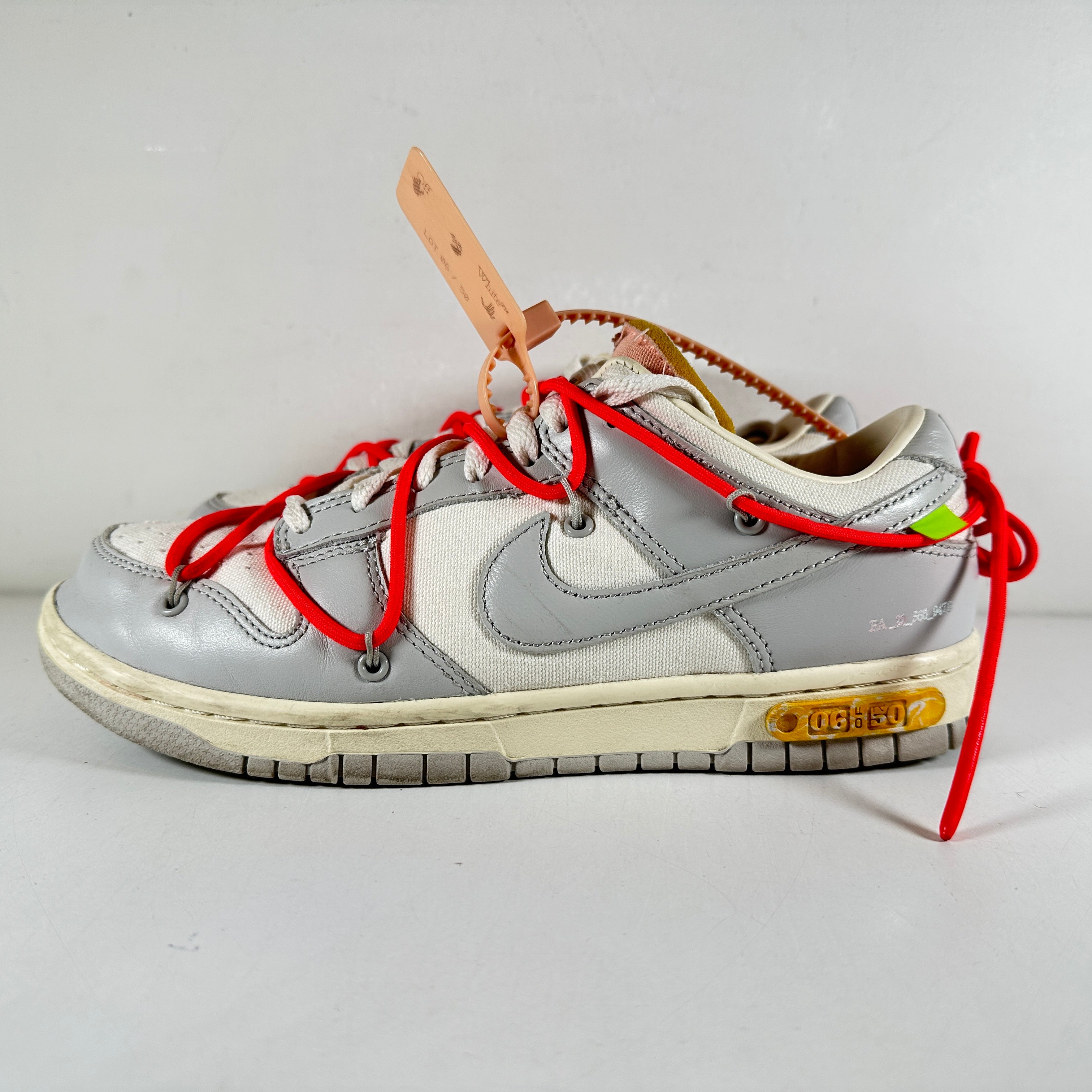 DM1602 110 Nike Dunk Low Off-White Lot 6 [USED] - 8 M (Used) – DISTRICT ...