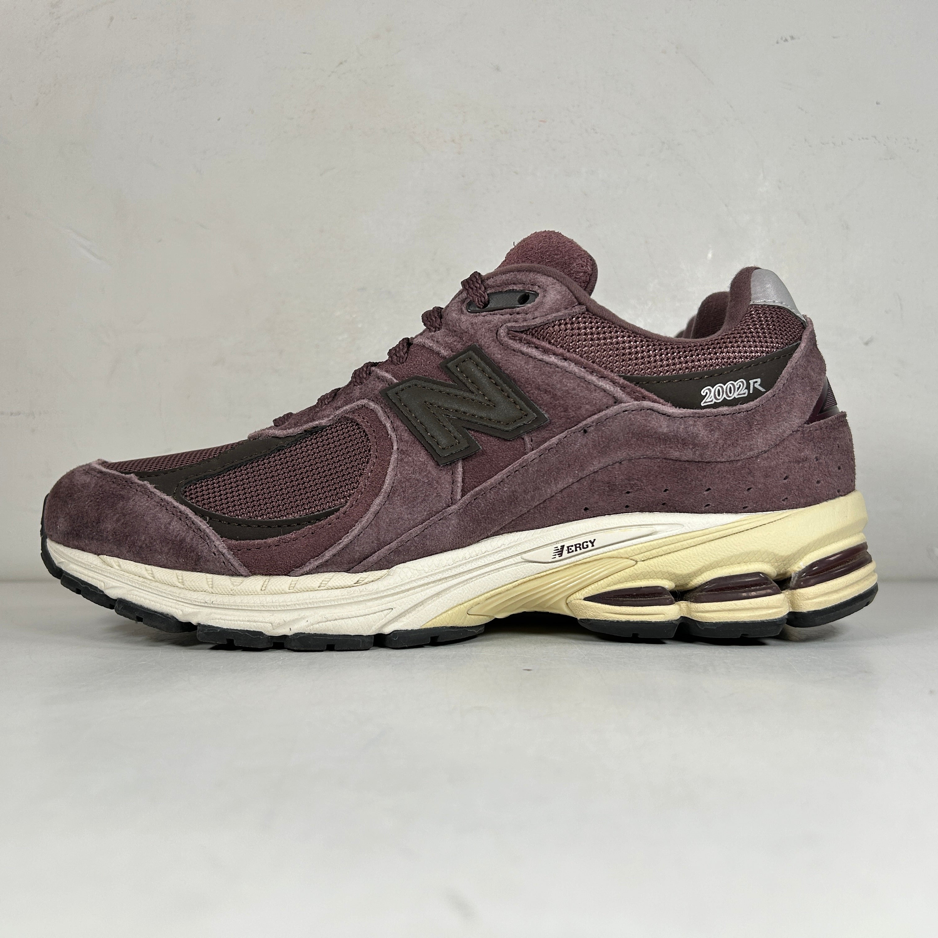 M2002RCD New Balance 2002R Dark Grape [USED] - 9 M (Used) (No Box ...