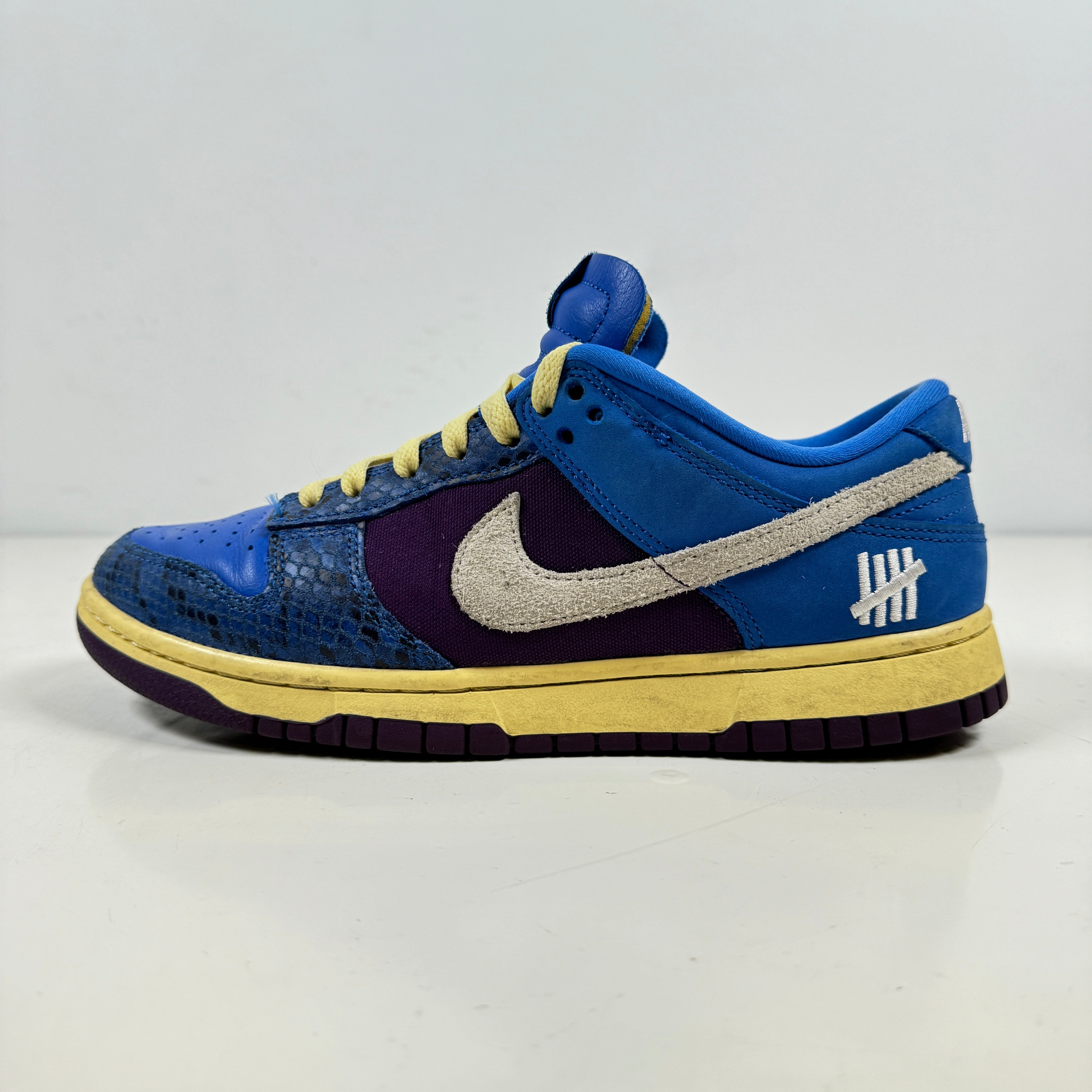 DH6508 400 Nike Dunk Low Undefeated 5 On It Dunk vs. AF1 [USED] - 8 M ...
